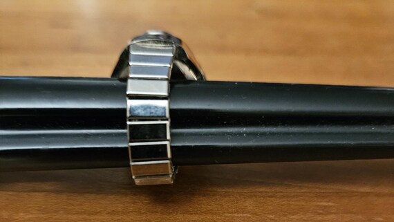 1980s Ladies LadyBug Ring Finger Watch Expandable Ban… - Gem