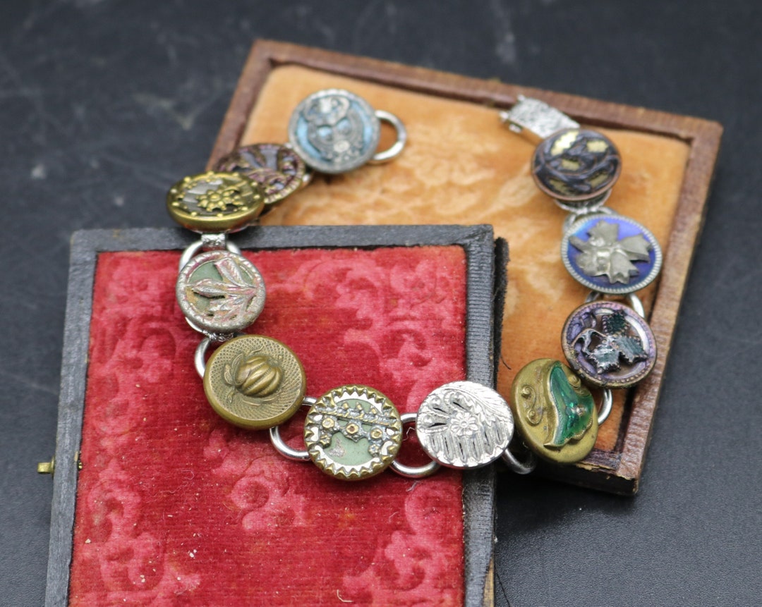 Antique Button Bracelet Handmade - Vintage Upcycled Picture Buttons ...