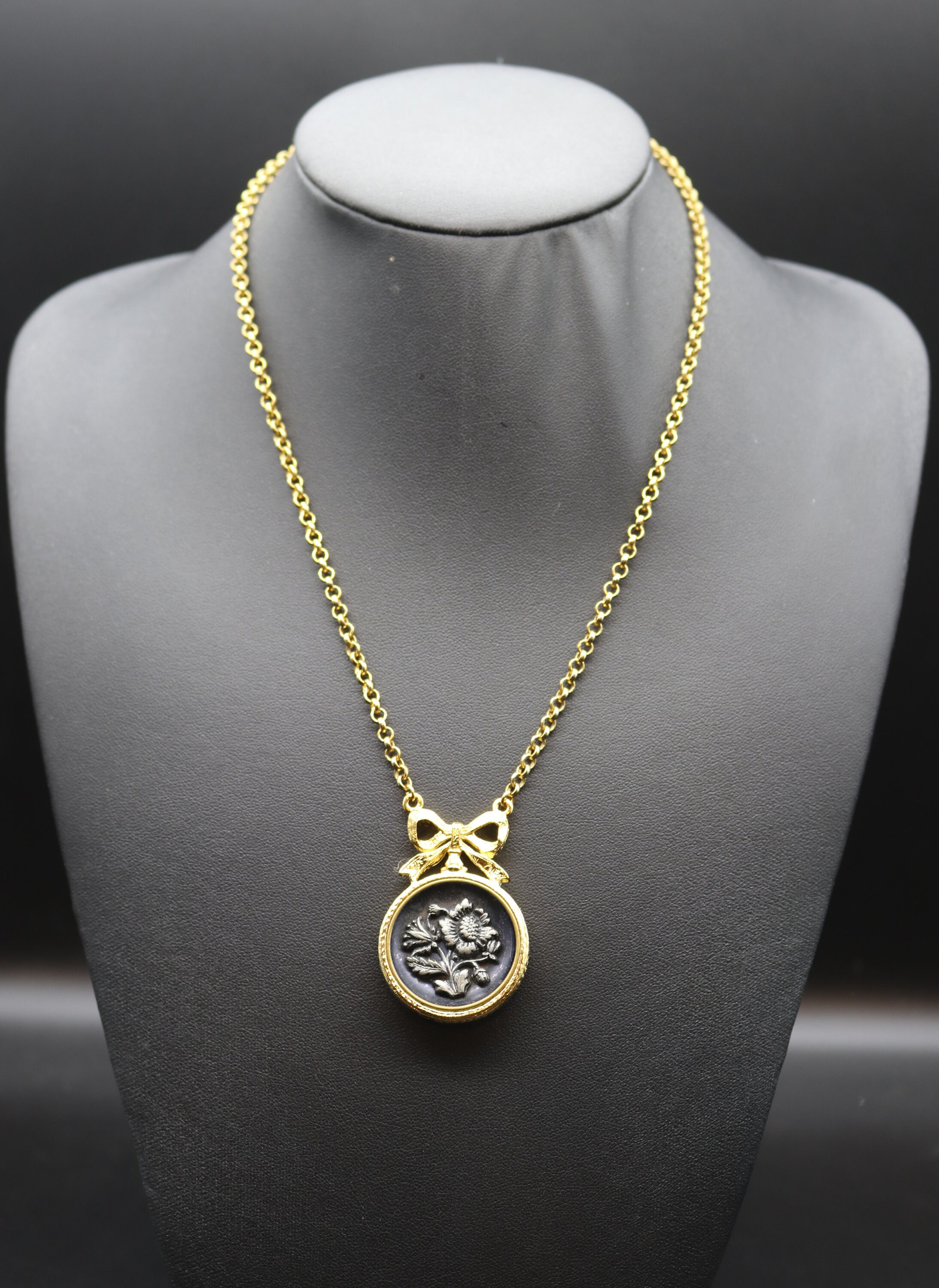 Antique Metal Flower Picture Button Bow Necklace Recycled Vintage ...