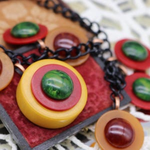 Bakelite Poker Chip Backgammon Necklace Assemblage Fall Autumn Vintage ...