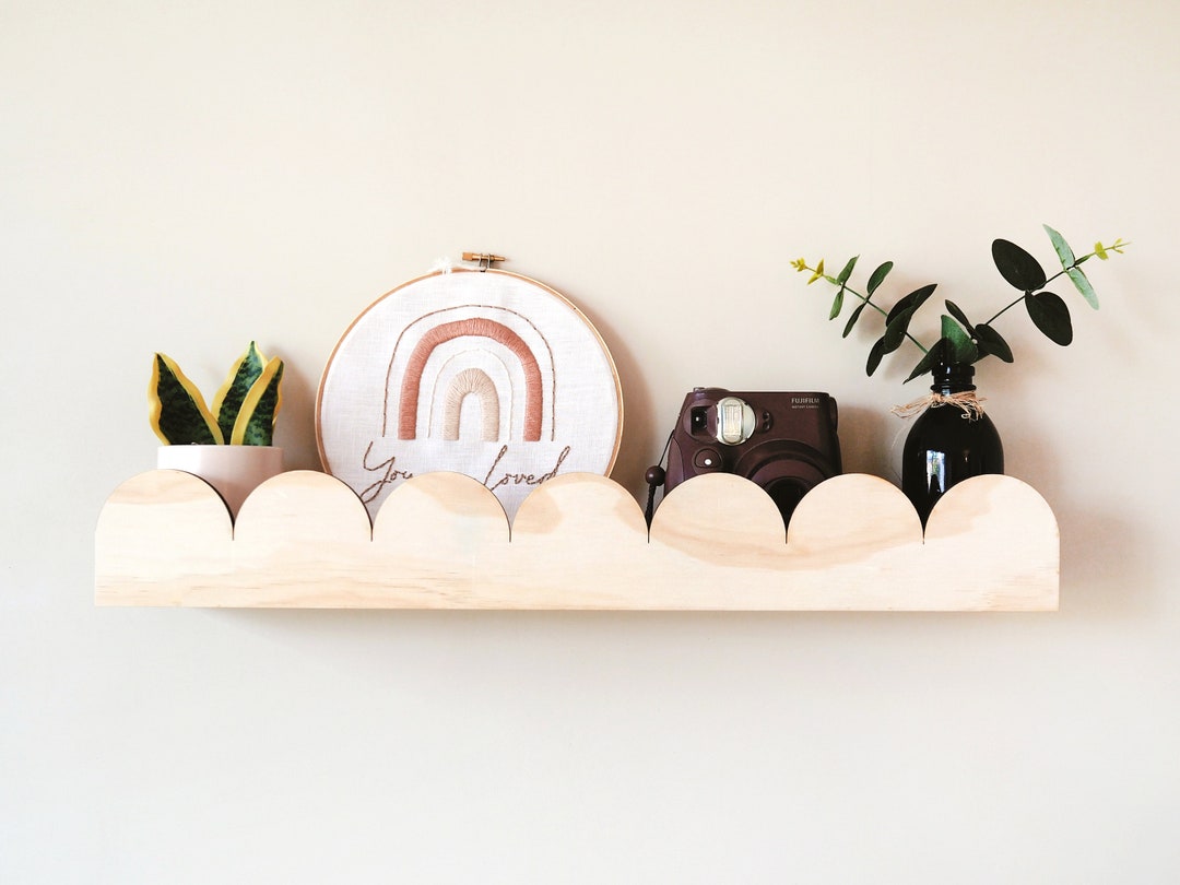 Pine Wood Arch Picture Ledge – Scallop Shelf Display - Etsy