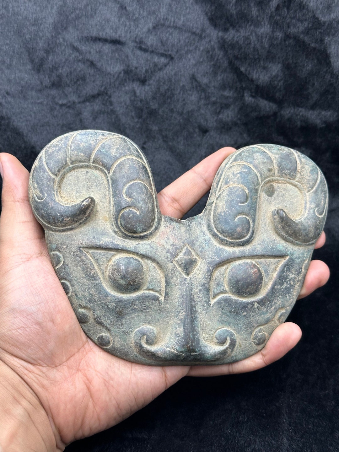 Very Old Archaic Bronze Taotie Mask Late Shang to Western Zhou Dynasty ...