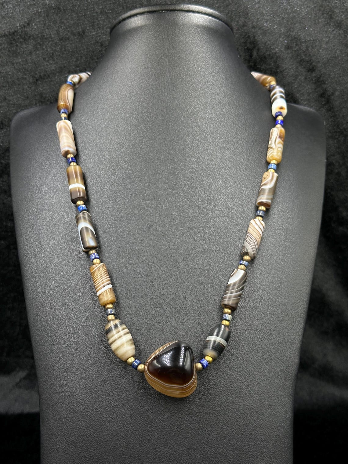 Authentic Ancient Greco Bactrian Banded Agate & Lapis Lazuli Beaded ...