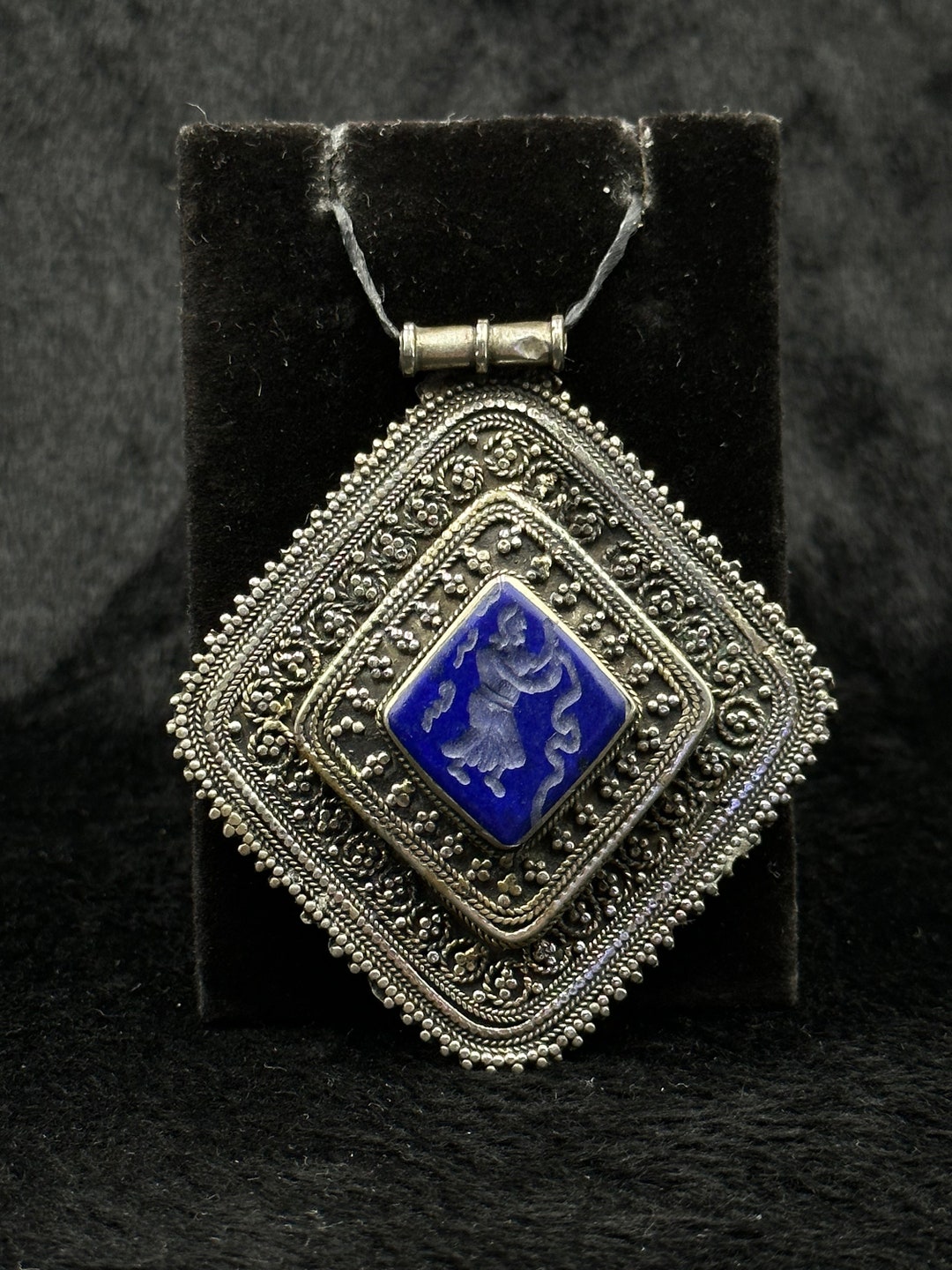 Intaglio King Lapis Lazuli Silver Pendant, Near Eastern Design - Etsy