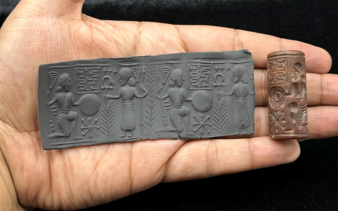 Sumerian Ancient Cylinder Seal Stamp Bead Jasper Stone Babylon Intaglio ...