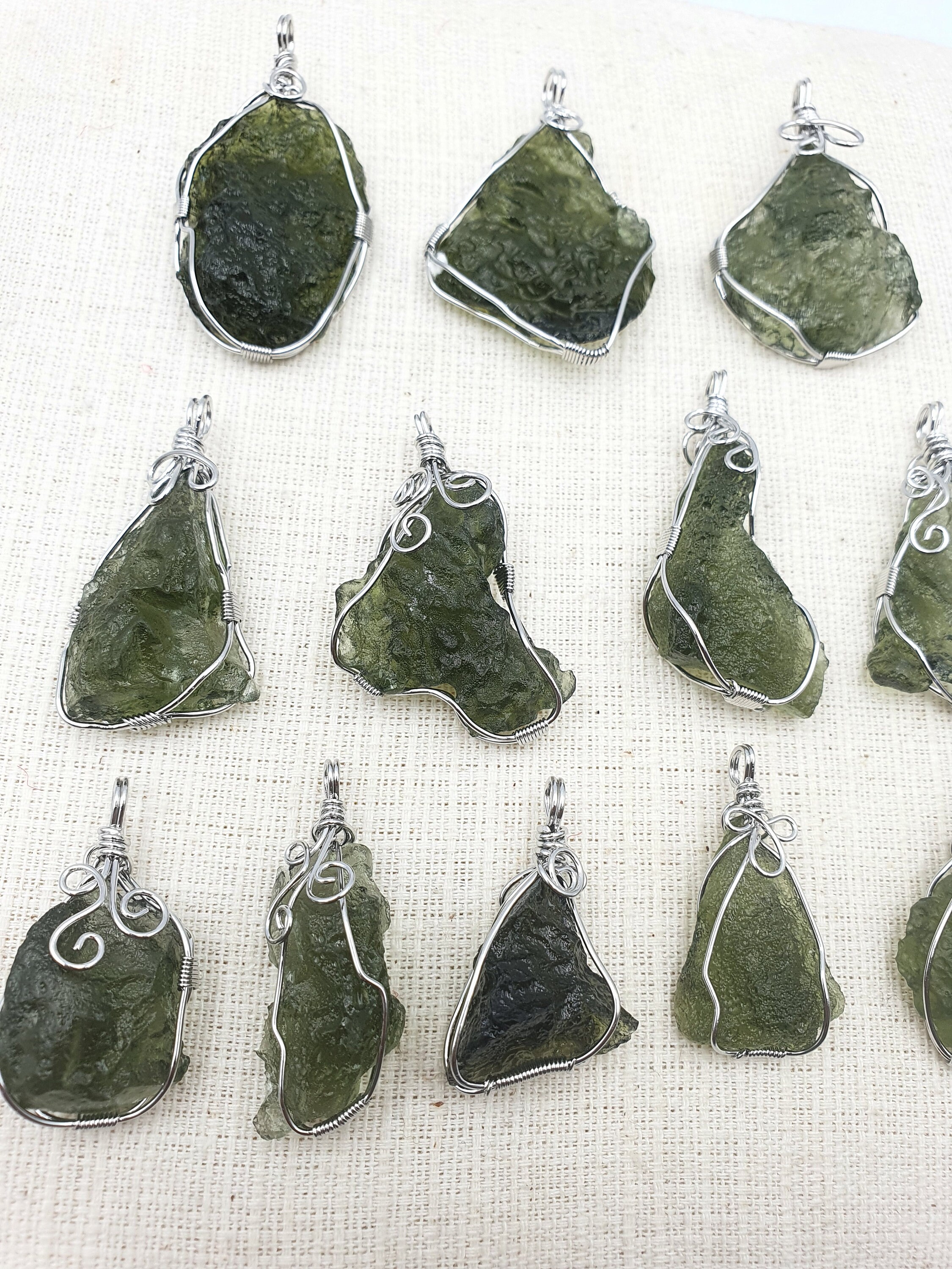 100% Natural Moldavite Certified Pendant From Czech Republic / | Etsy