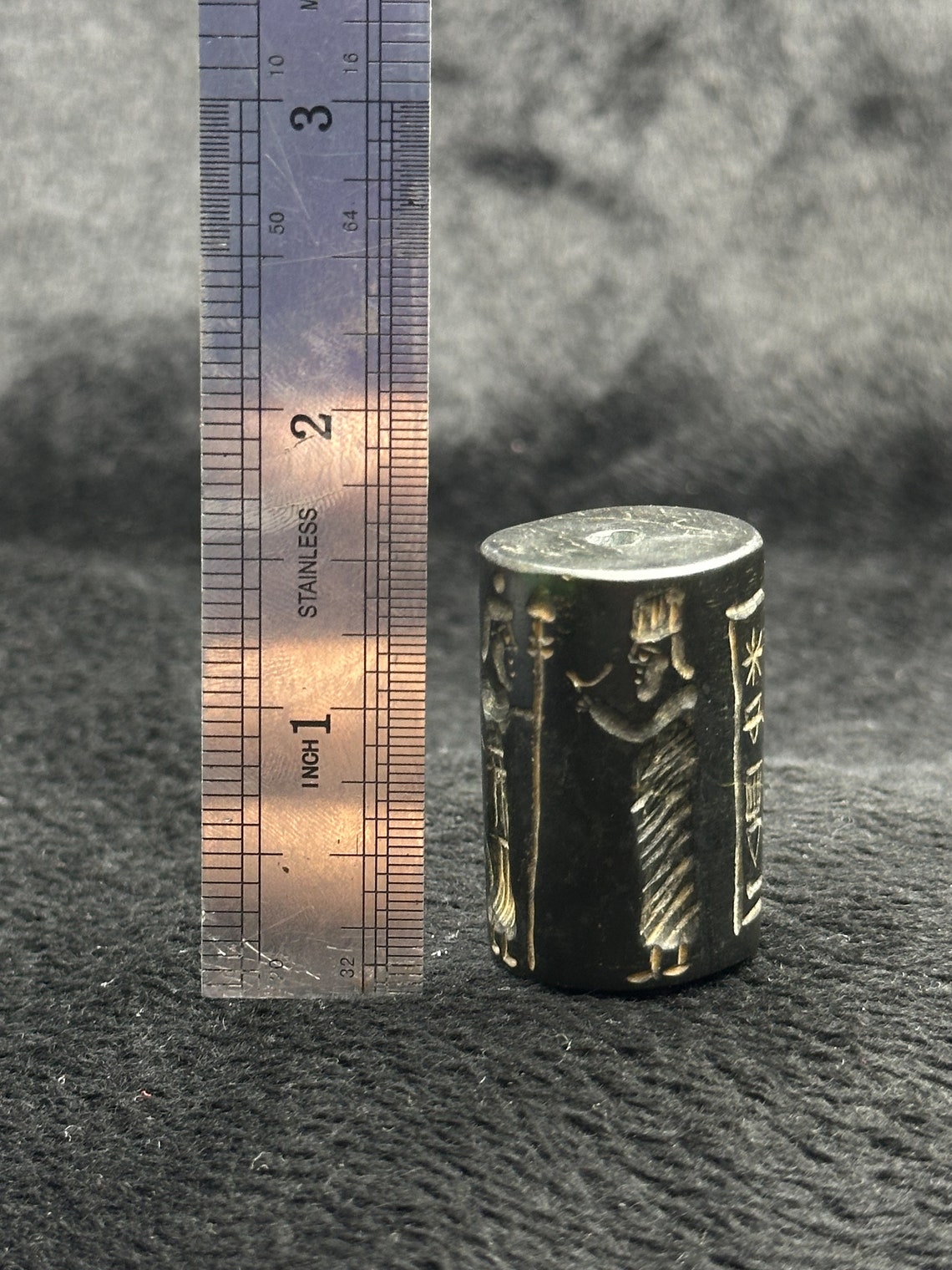 Sumerian Ancient Cylinder Seal Stamp Bead Jade Stone Babylon Intaglio ...