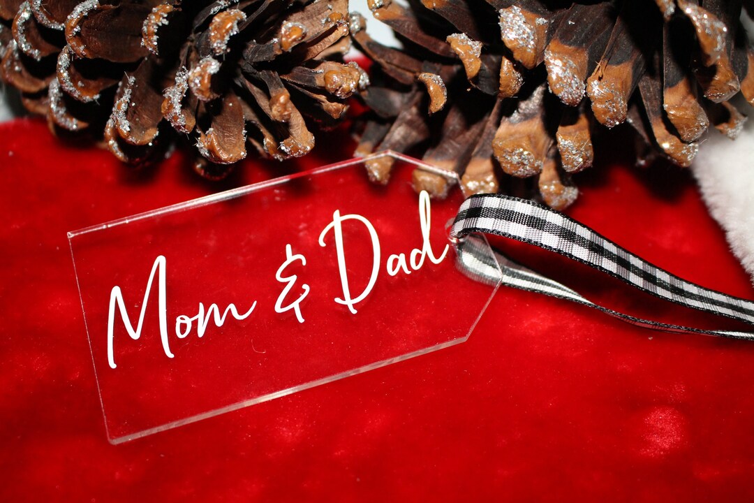 Mom Christmas Name Tag, Family Christmas Name Tag, Custom Gift Tag ...