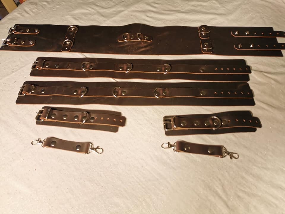 Locking Kit Consisting of Waist Belt, Thigh Guards, and Wrist Guards ...