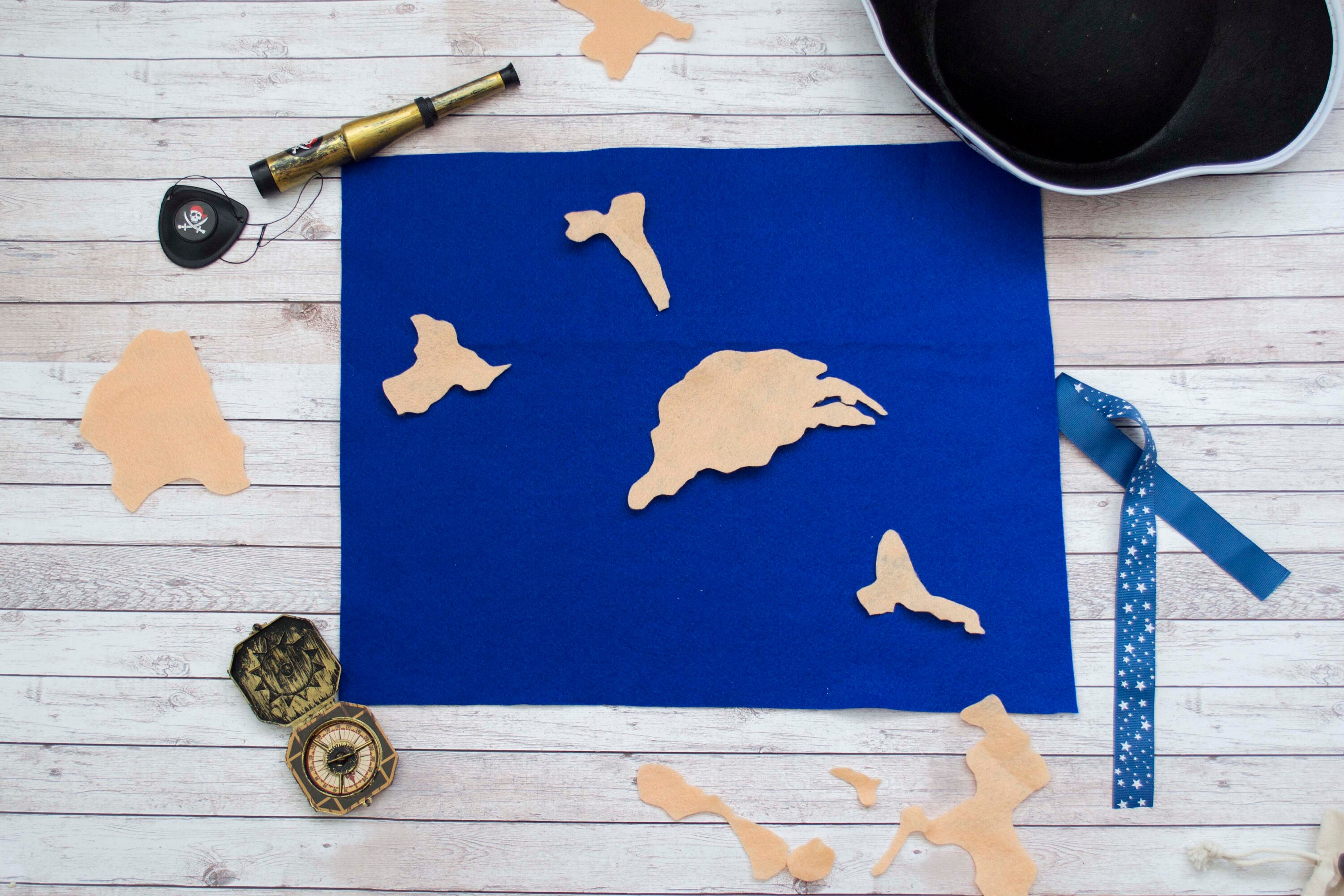 Pirate Treasure Map Felt Play Mat, Dramatic Play Toys for Children ...