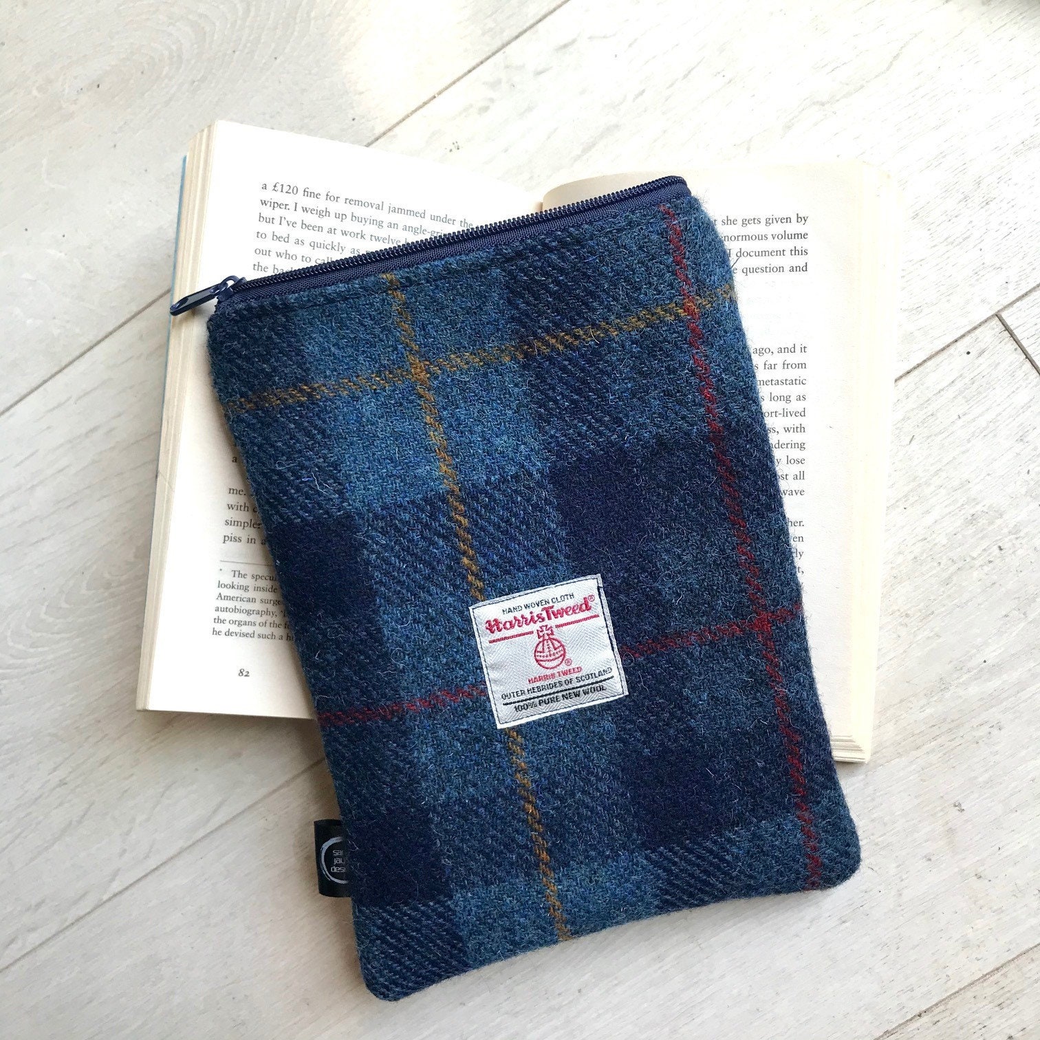 Harris Tweed® Book Sleeve With Zip Closure 18 Different | Etsy