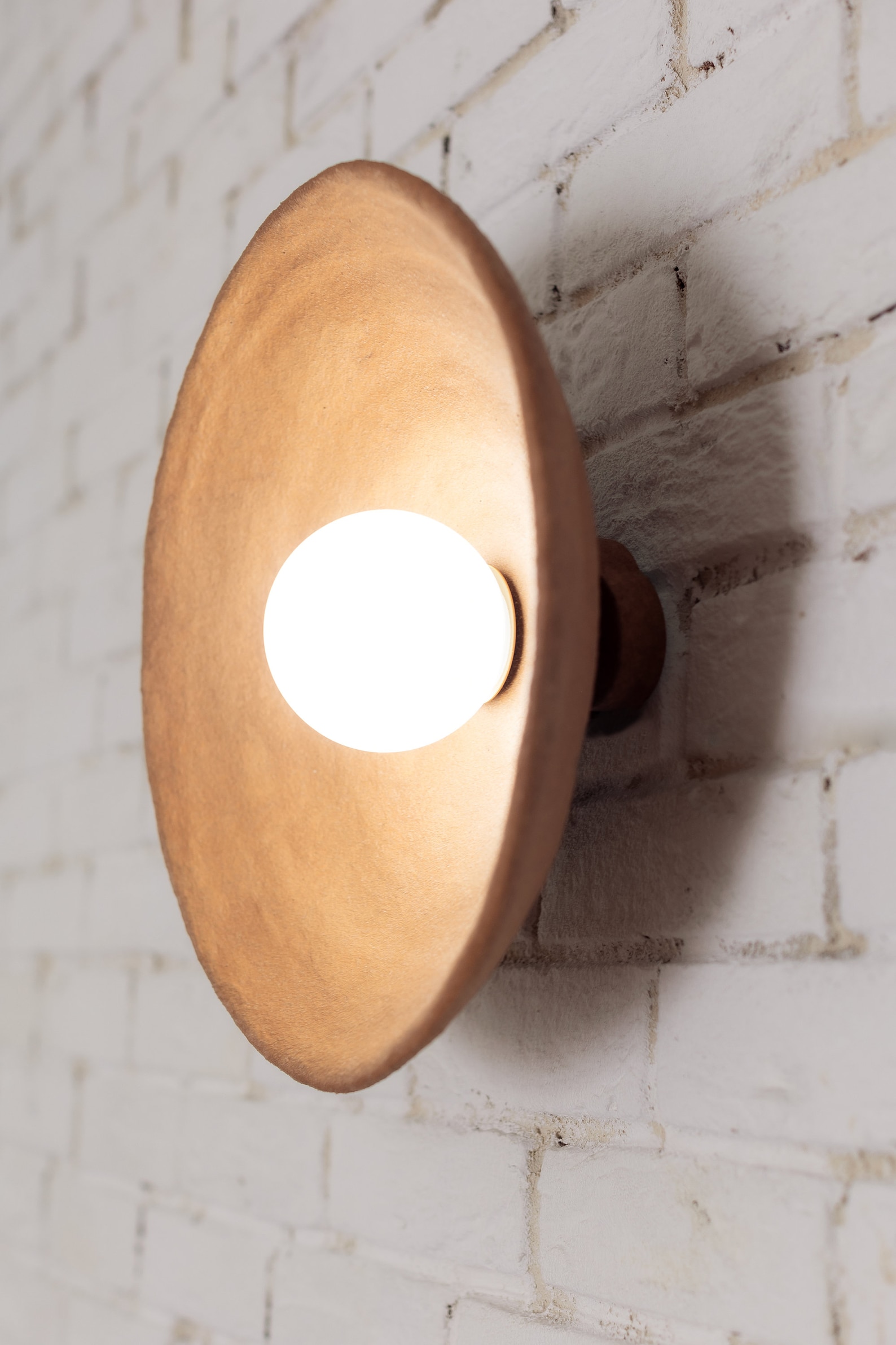 Round Wall Sconce, LED Light, Ceramic Wall Sconce Ideal for Bedroom ...