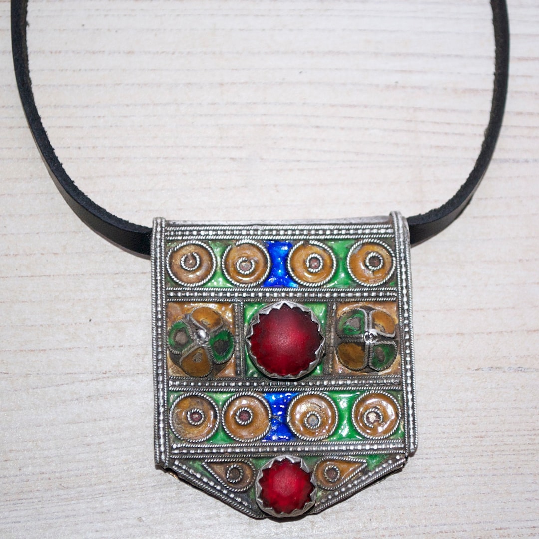 Ancient Pendant Amulet in Silver and Enamel. Morocco Sahara Berber ...