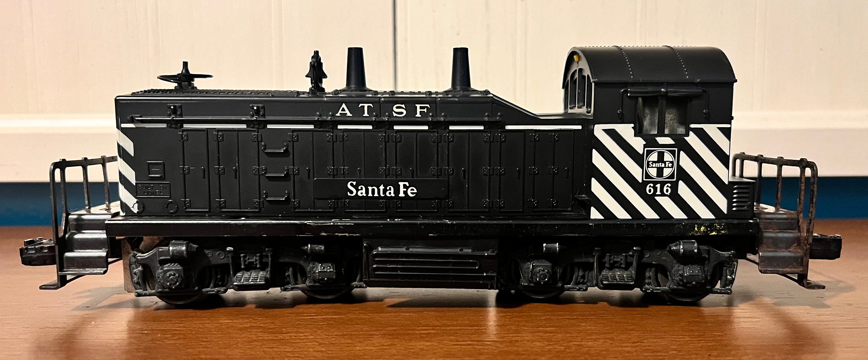 Lionel Trains: Santa Fe NW2 Switcher (1961-62) - Etsy