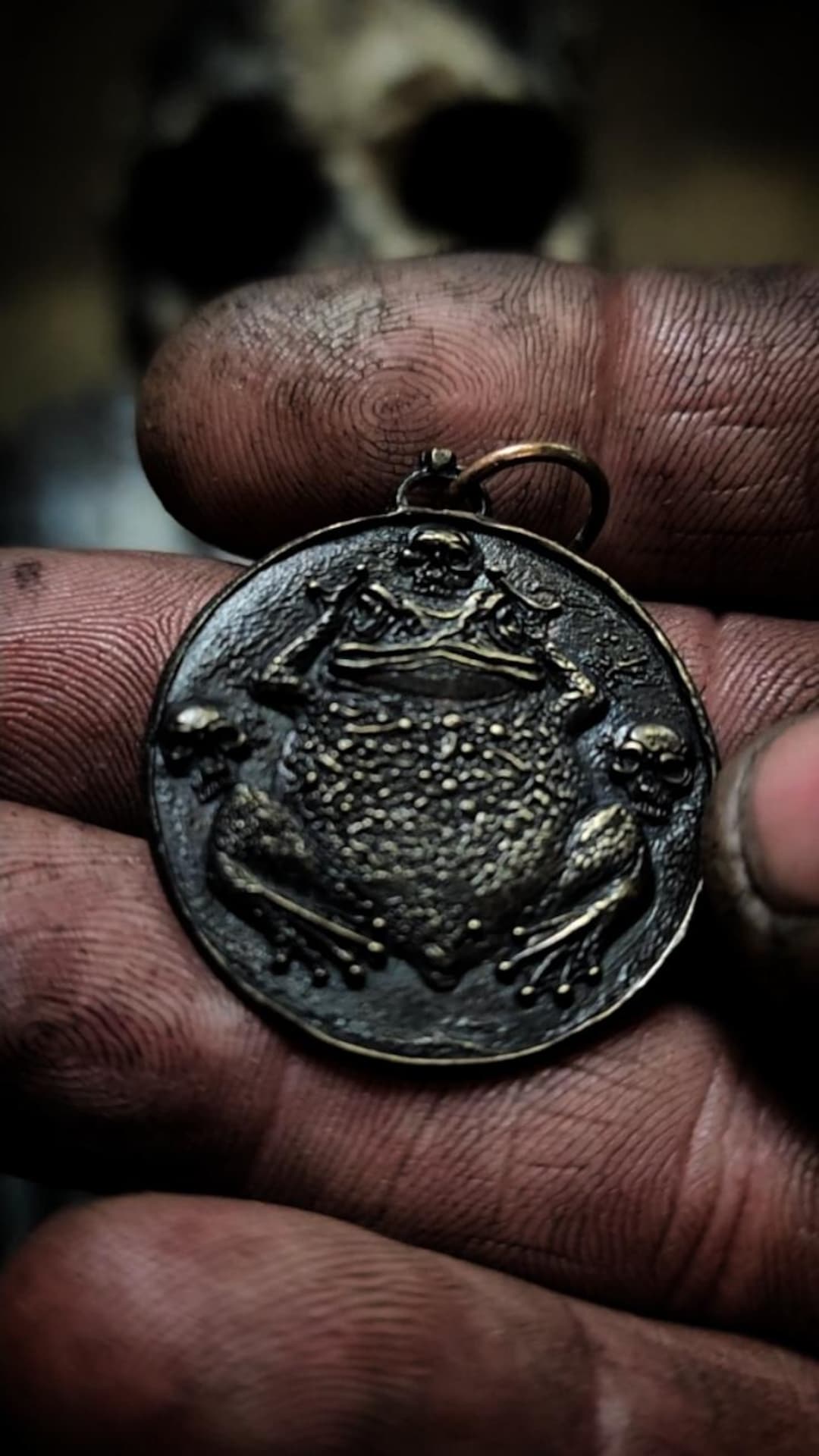 Black Toad Familiar Witchcraft Pendant - Etsy