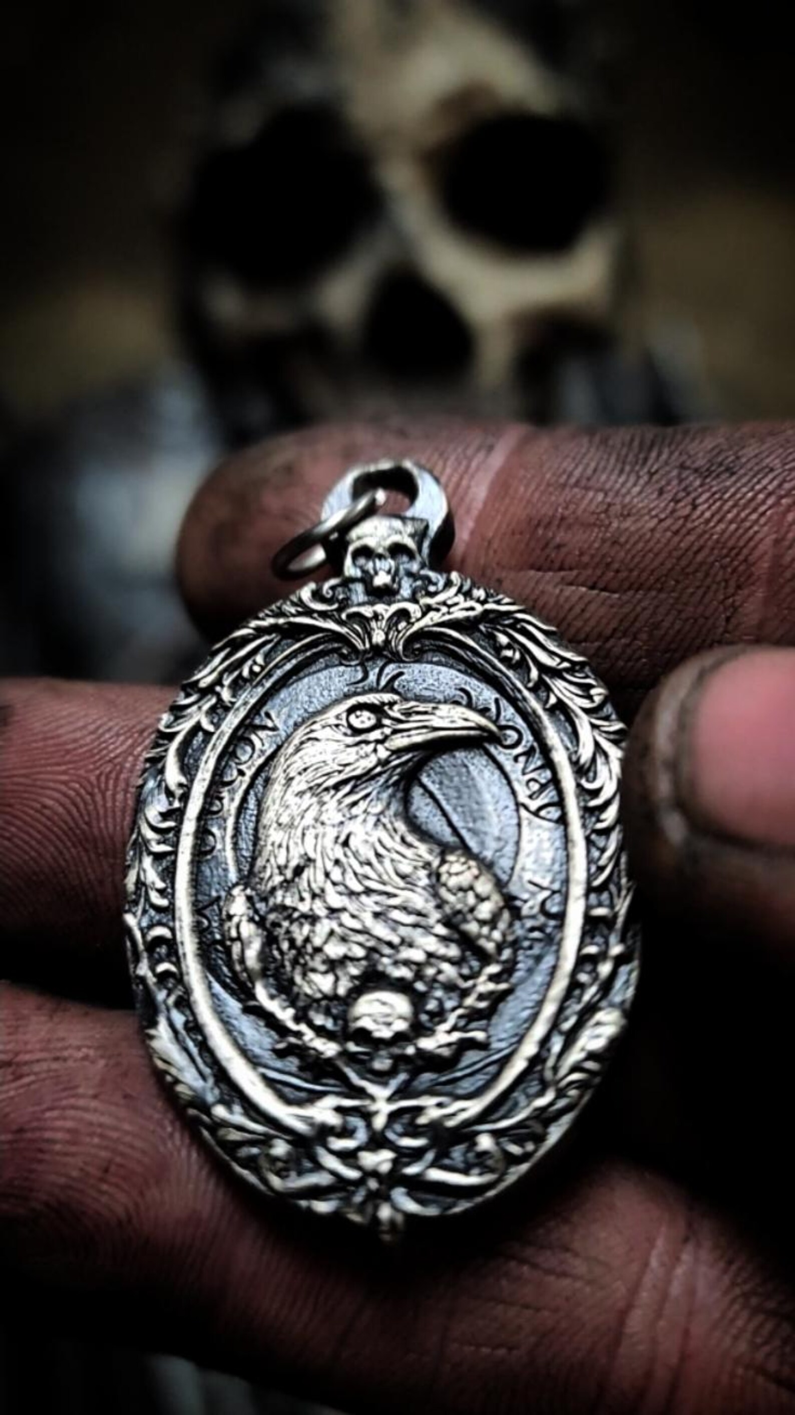 Raven Familiar Spirit Charm - Etsy