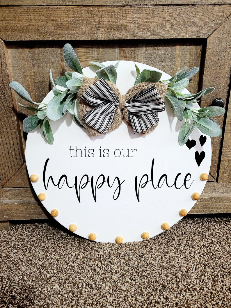 HAPPY PLACE Door Hanger - Etsy