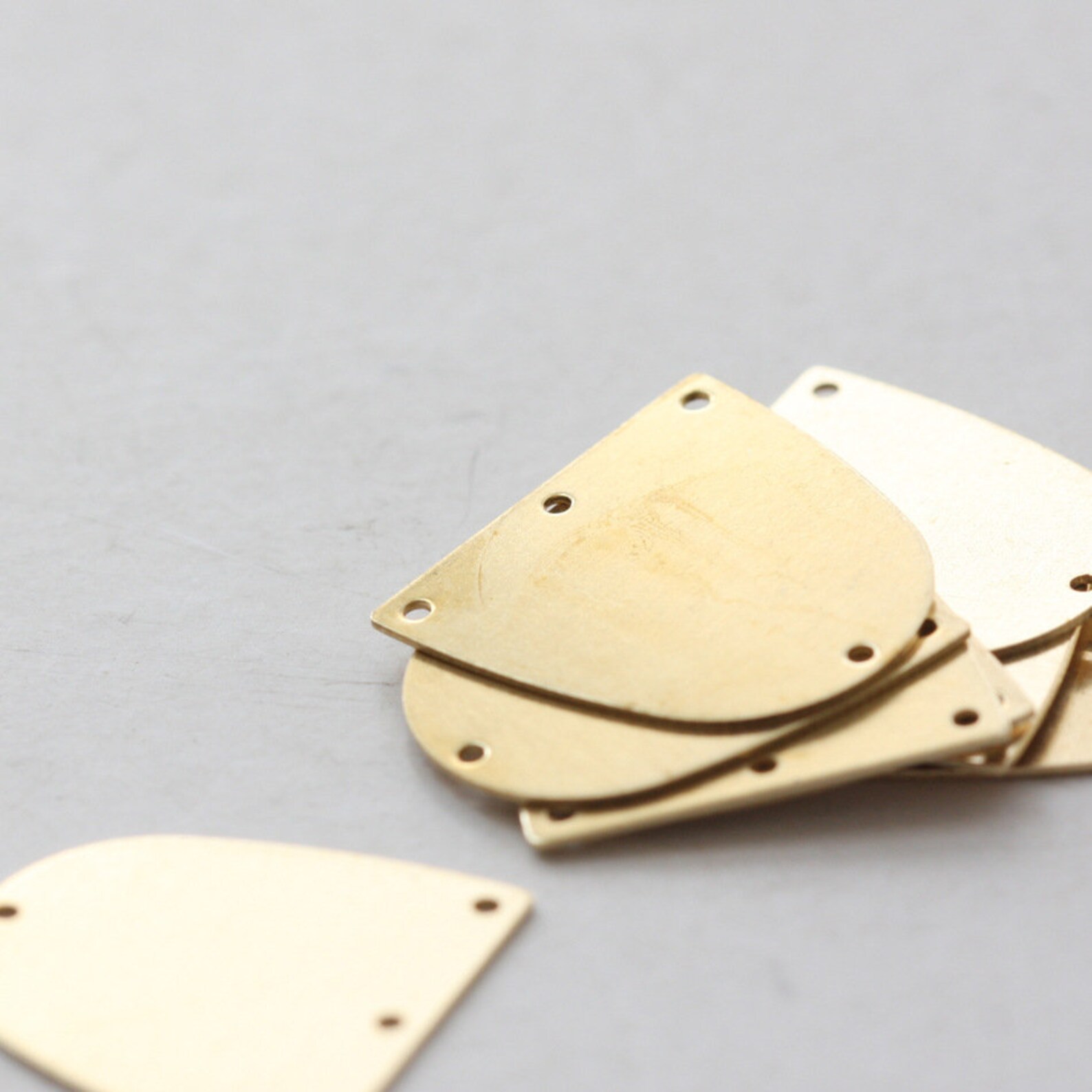 20x20mm Four Hole Raw Brass U Link Findings Brass Base / - Etsy