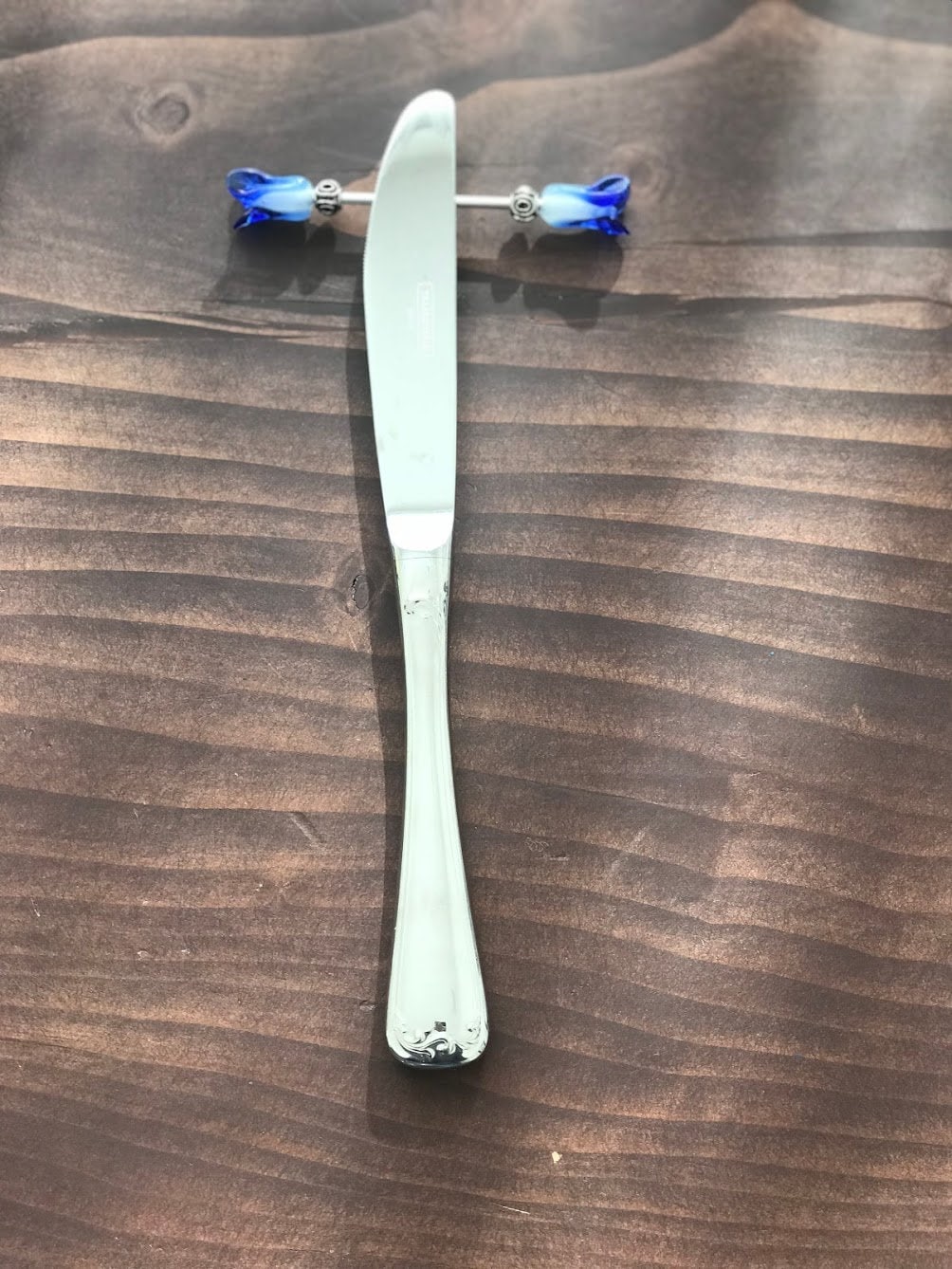 Crystal Dark Blue Flower Knife Rest