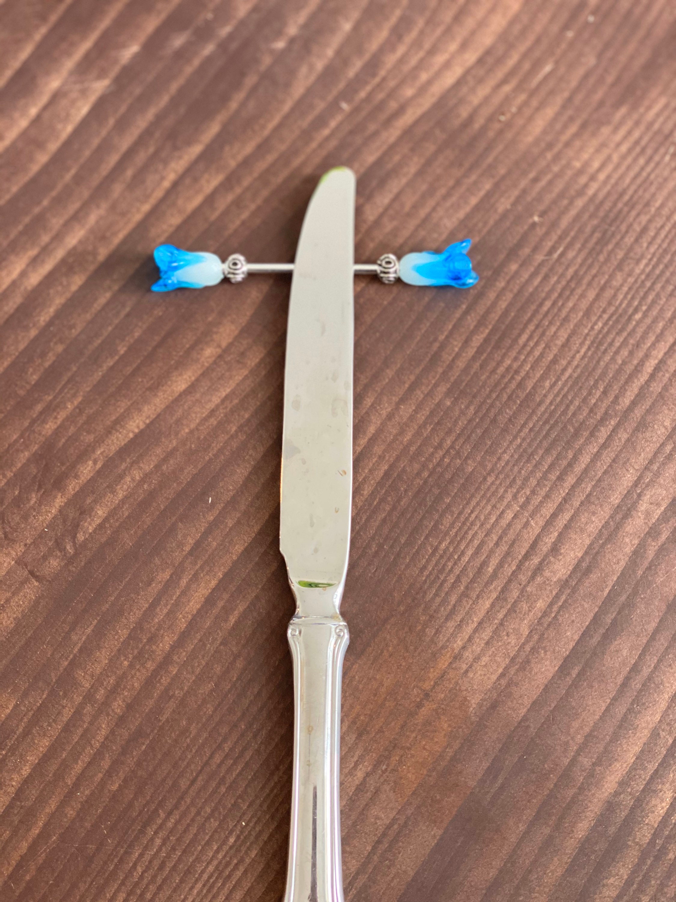 Crystal light blue Flower Knife Rest