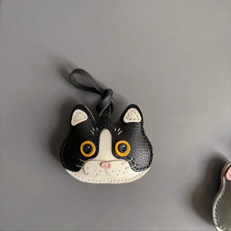 Handmade Leather Cat Bag Charm, Keychain, Purse Charm, Pet Lover Gift ...