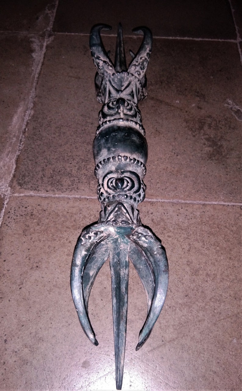 Spiritual Hindu God Weapon Vajra Dorje Thunderbolt Bronze | Etsy