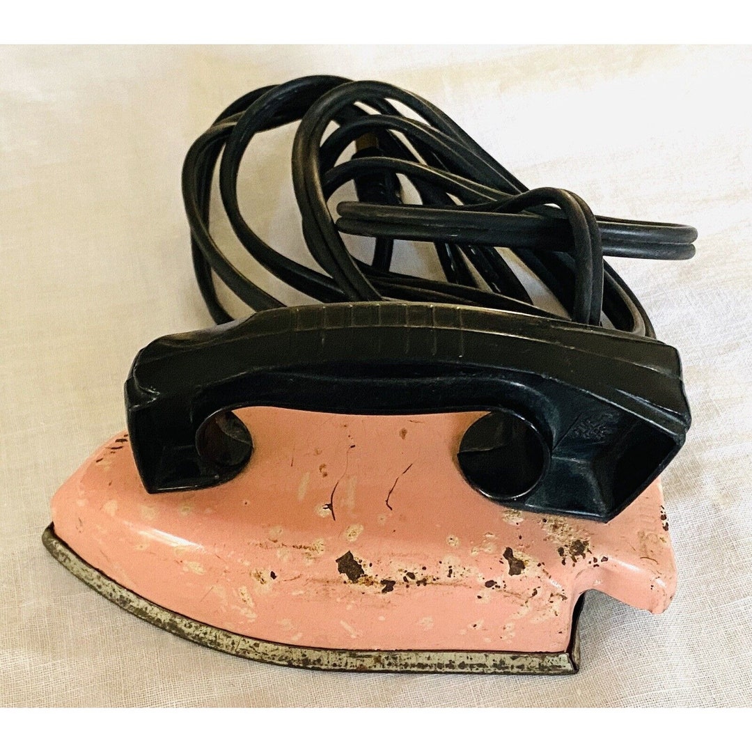 Vintage Sunny Suzy Play Toy Iron Number 302 Pink With Black Handle ...