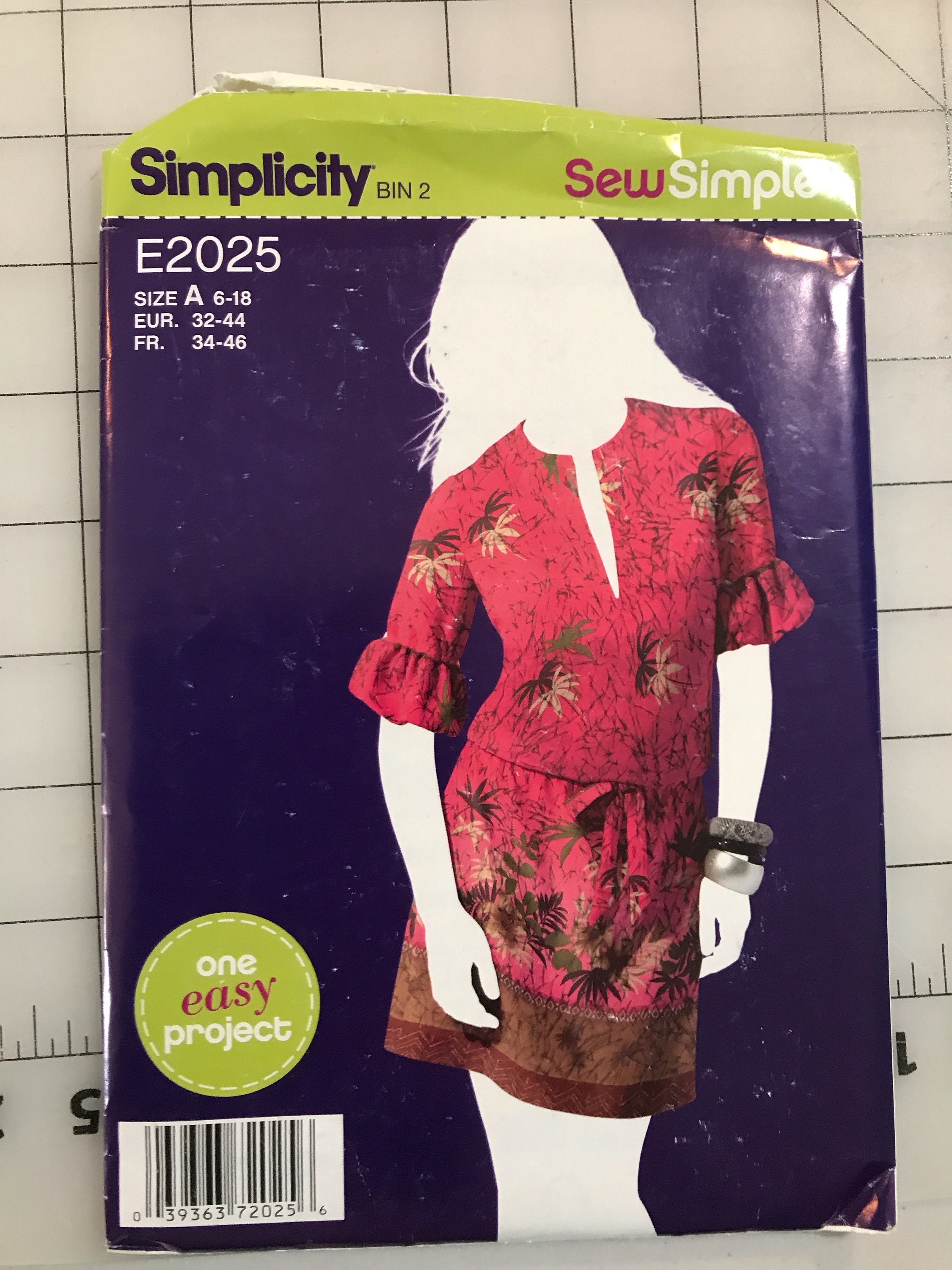 Simplicity 2025 Womens Dress Pattern UNCUT - Etsy