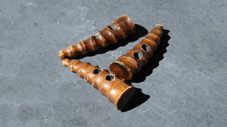 FREE First Class Shipping, Real Bone Toggle Button With Ridges, 2 Hole ...