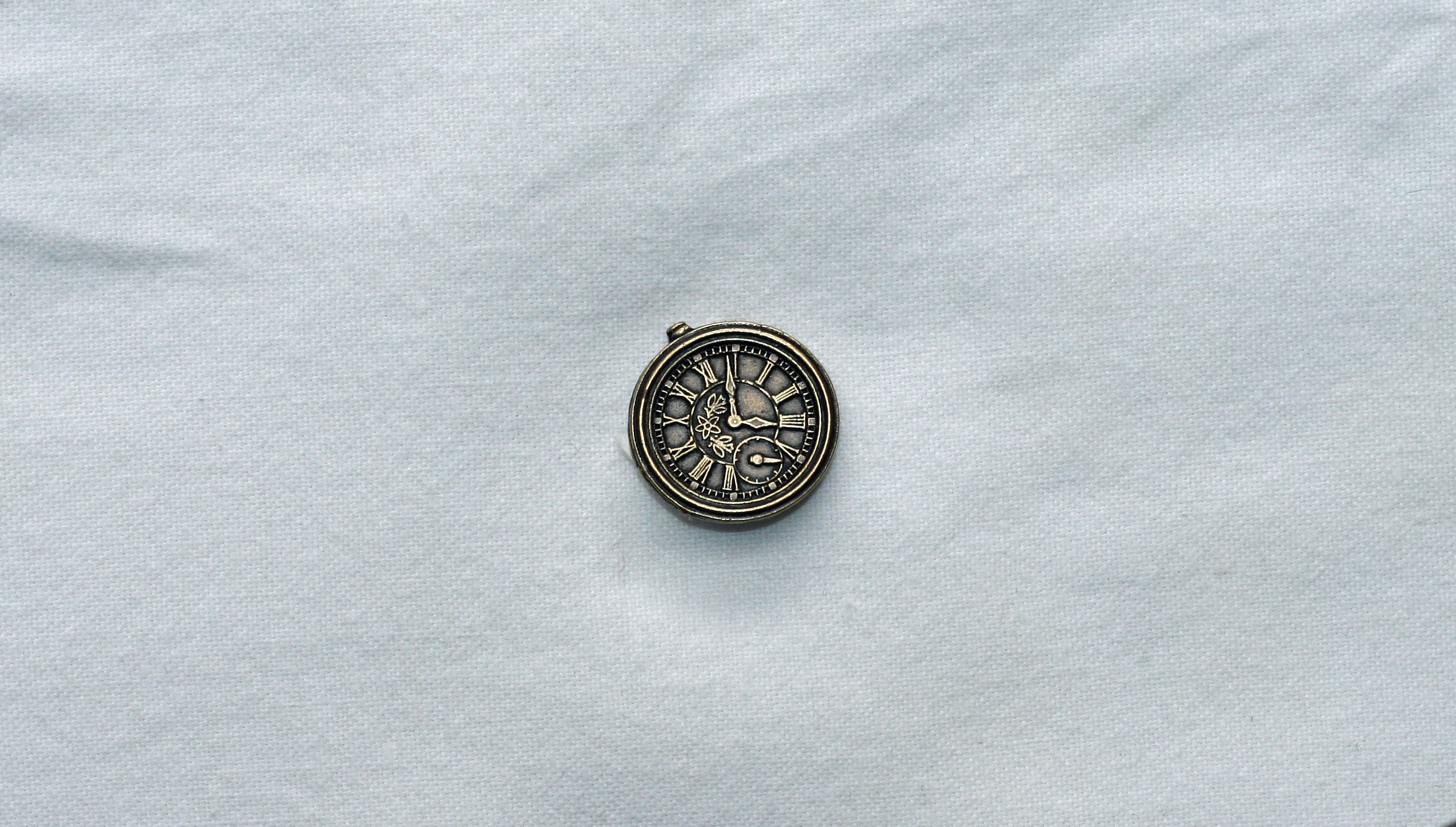 Button Clock - Etsy