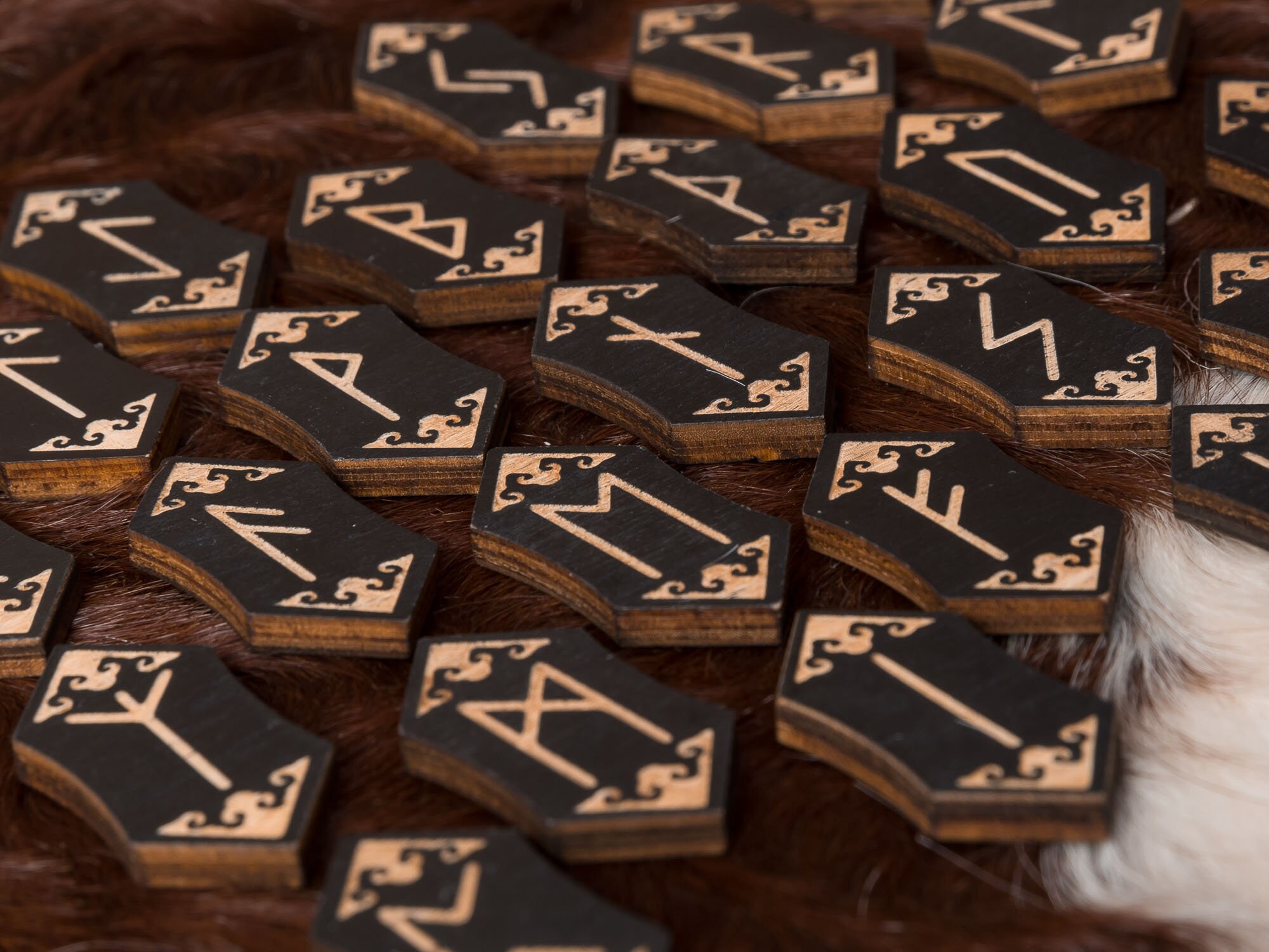 Elder Futhark Rune Set With Pouch and Gift Box - Etsy