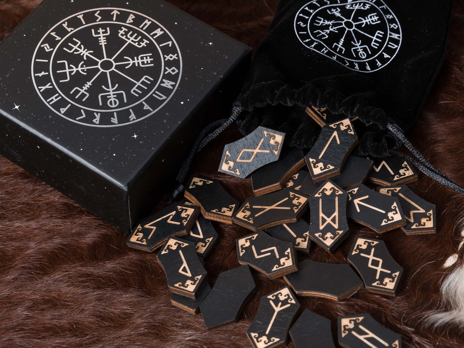 Elder Futhark Rune Set With Pouch and Gift Box - Etsy