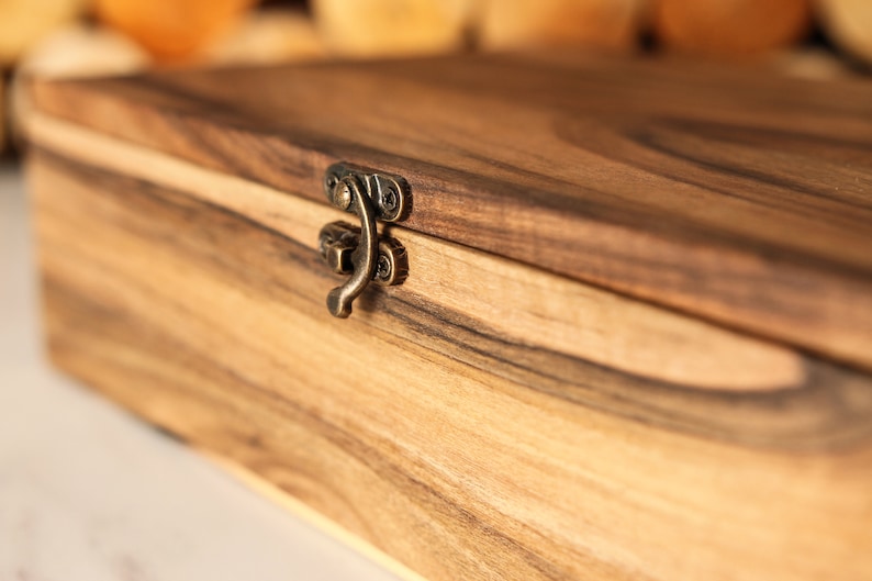 Wooden keepsake boxJewelry boxKeepsake box wedding gift | Etsy