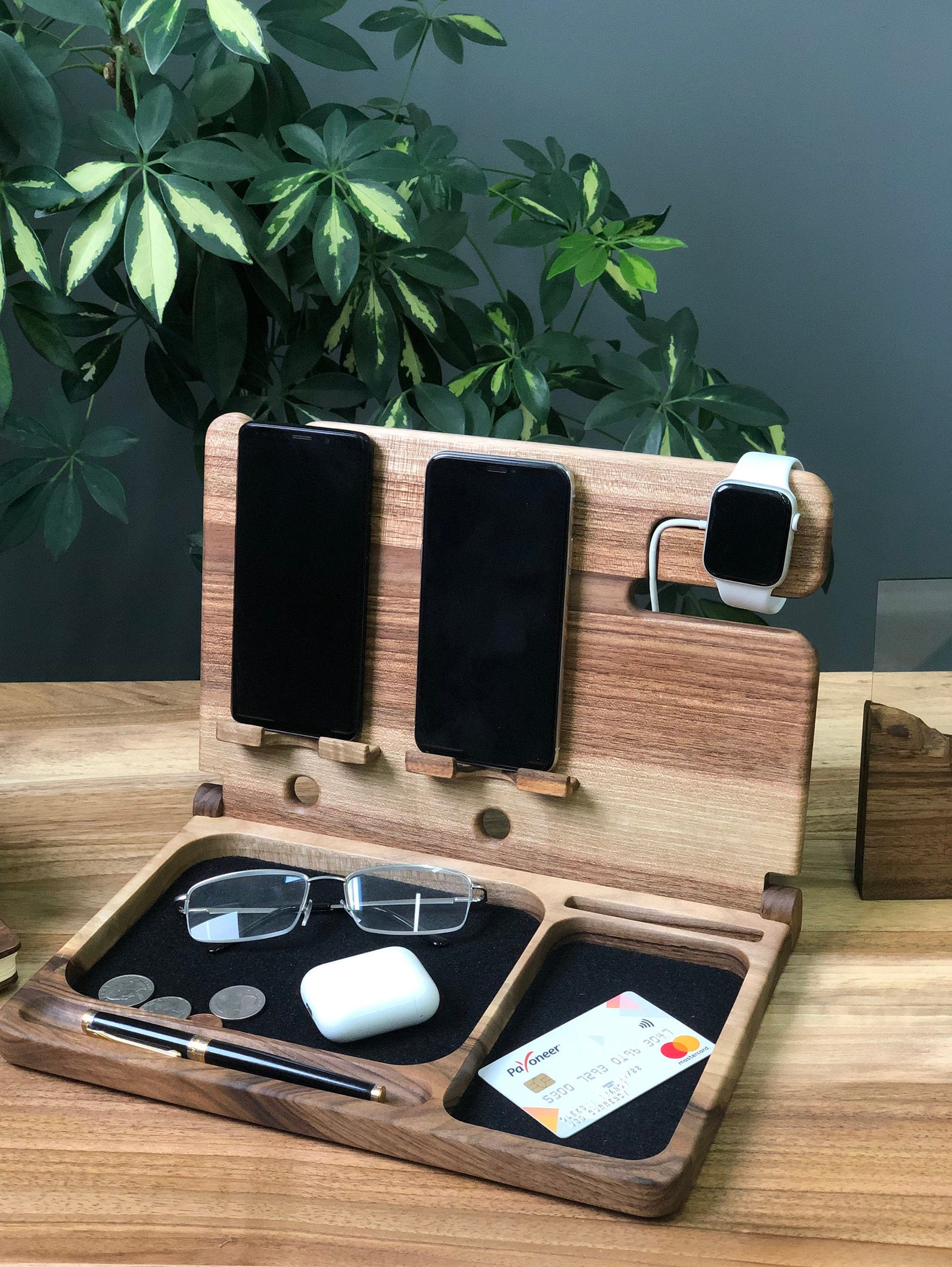 Dock Station for Men, Family Docking Station, Wood Docking Station for ...