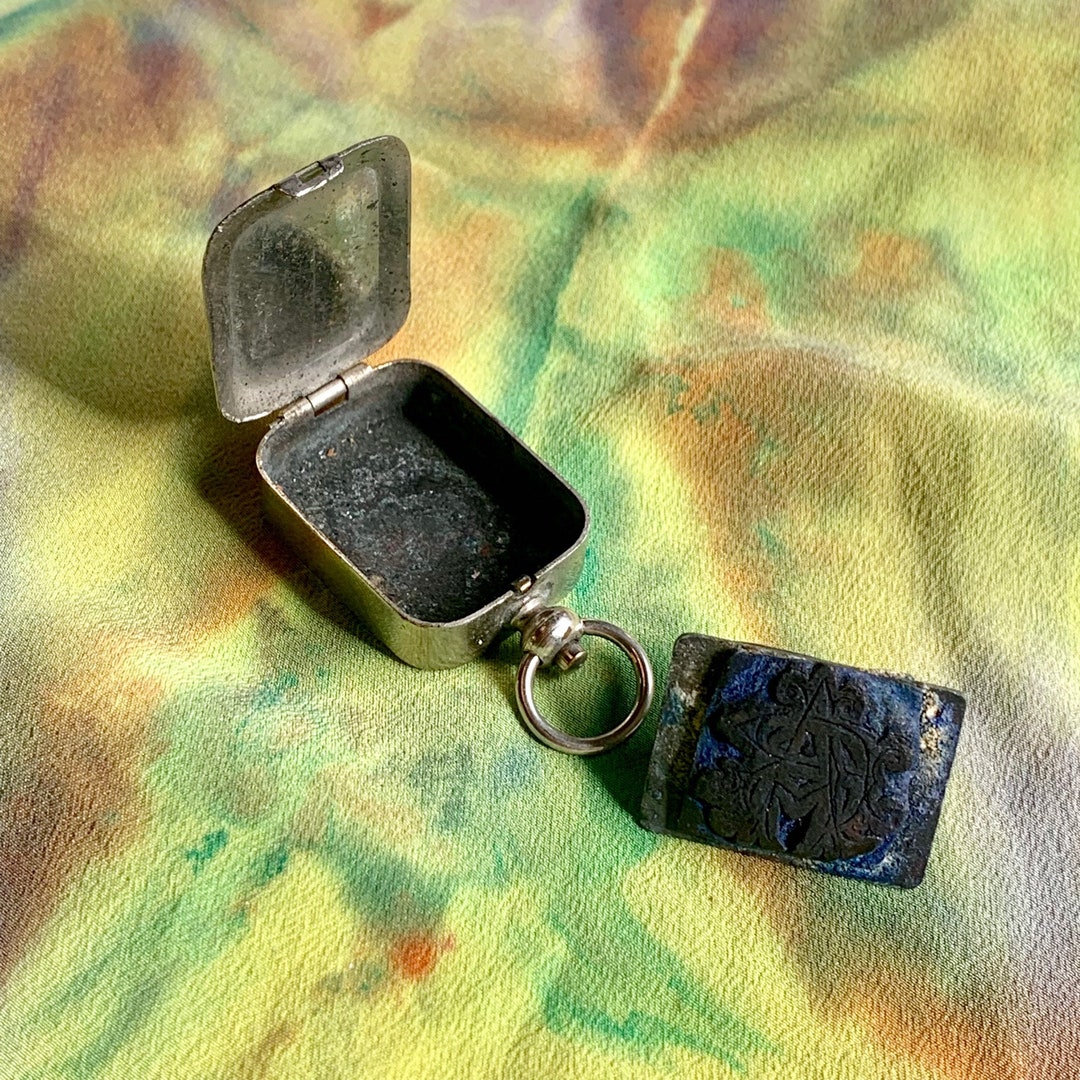 LEAVE YOUR MARK | Antique Ink Stamp Fob in Silver Tone Metal | Early ...