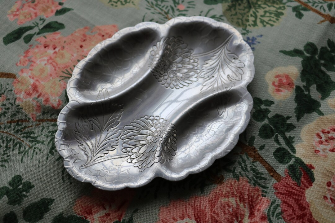 Vintage Forman Family Aluminum Embossed Floral Tray - Etsy
