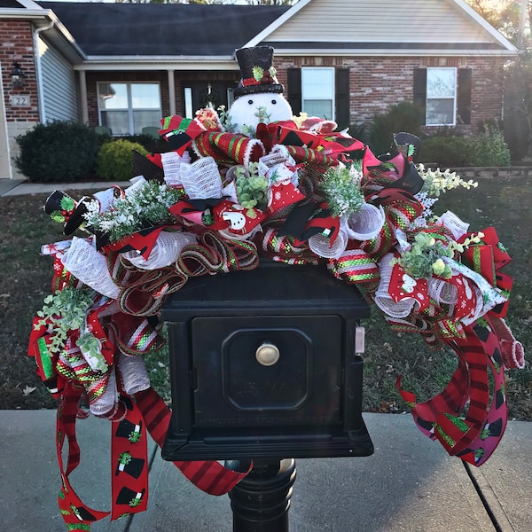Christmas Mailbox Swag - Etsy