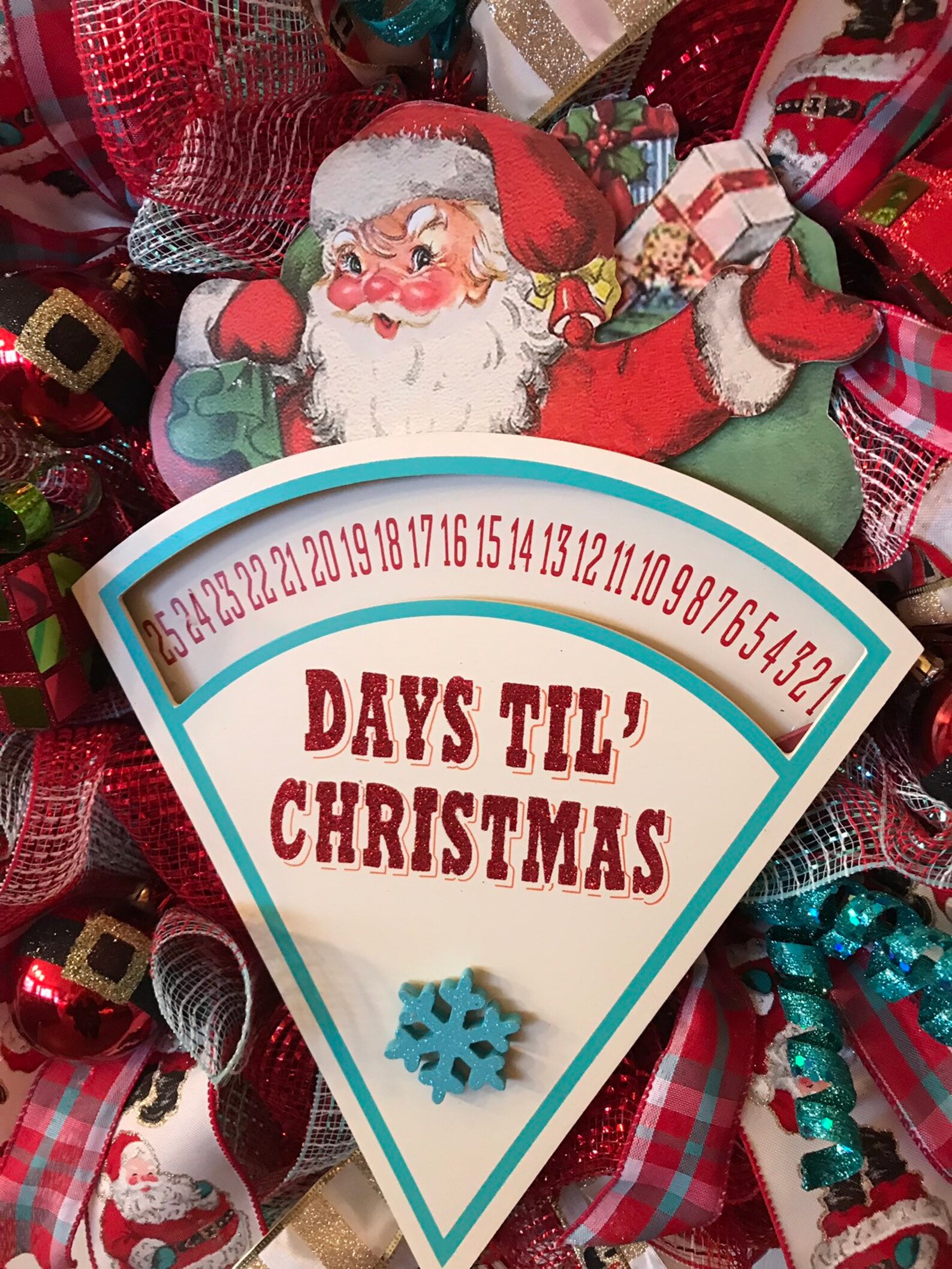 Santa's Countdown to Christmas, Christmas Decor, Christmas Wreaths ...