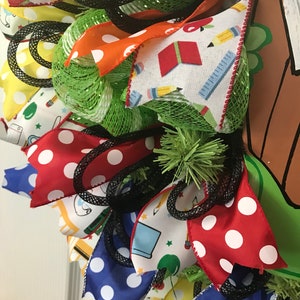 Bookworm Deco Mesh Wreath, Back to School Wreath, Deco Mesh Reef ...