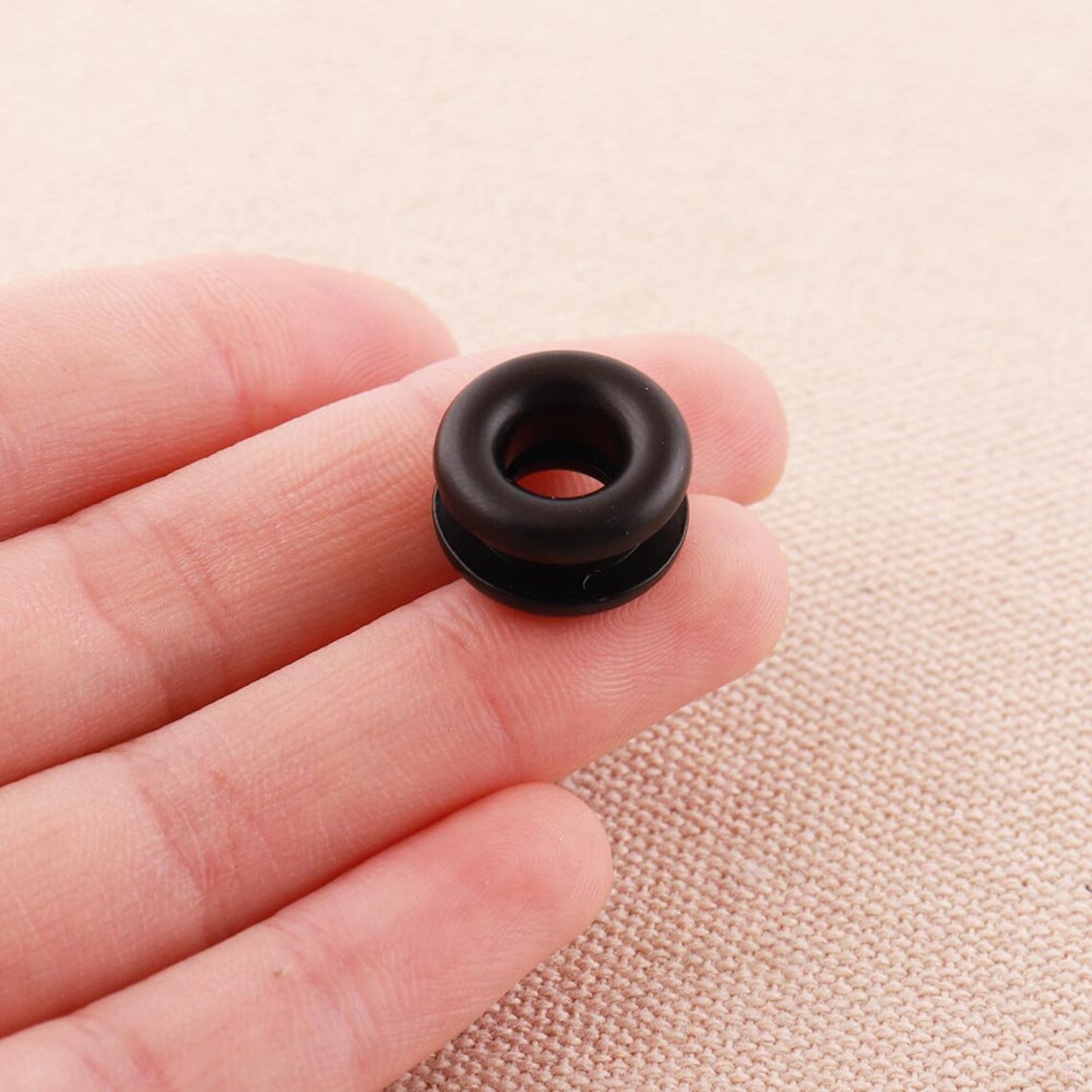 15mm Alloy Eyelets Metal Black Eyelet Grommet Screw Screwback Alloyed ...