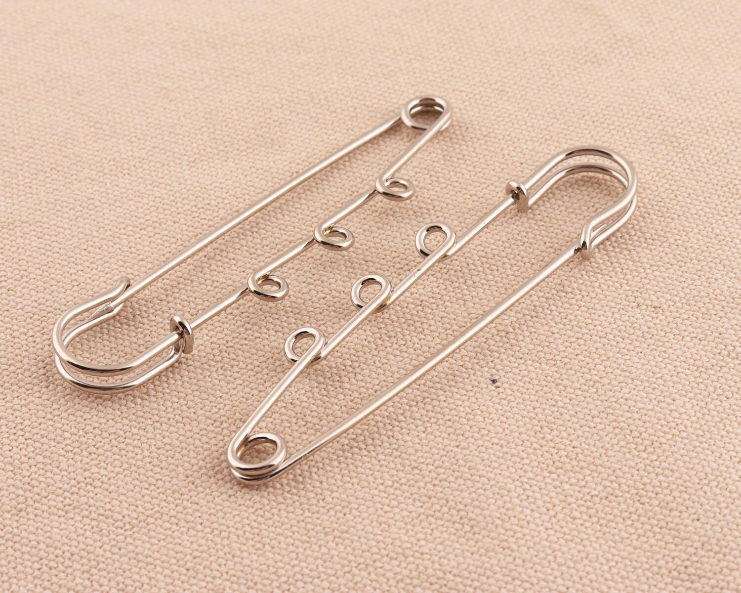 10pcs Safety pins metal silver color loop pins label brooch | Etsy