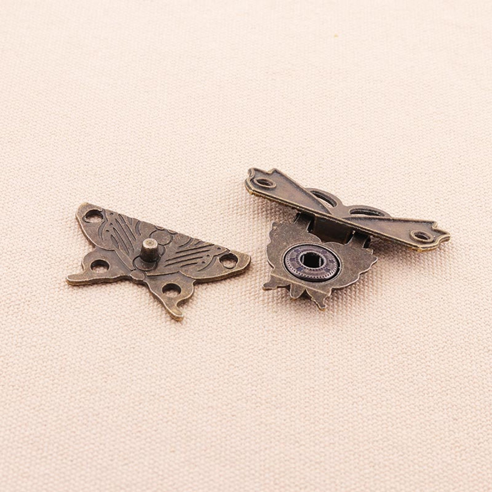 1set Antique Bronze Color butterfly Lock Latch - Etsy