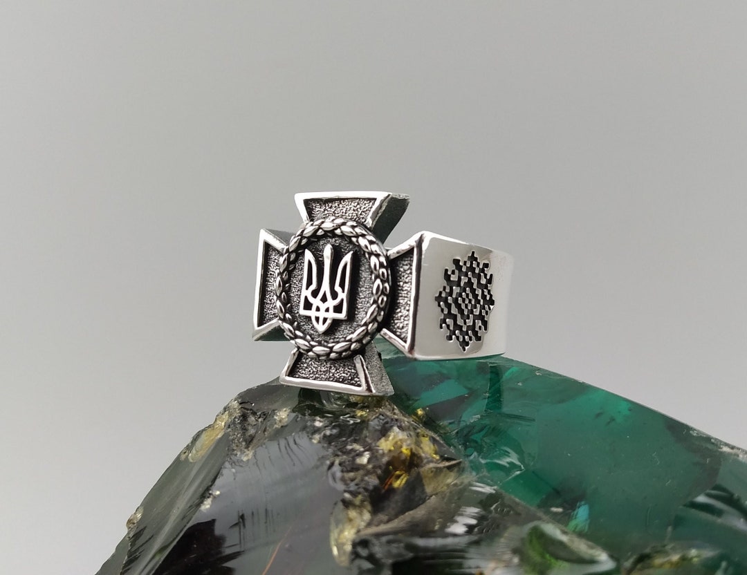 Men Tryzub Ring, Sterling Silver Ukrainian Trident Ring - Patriotic ...