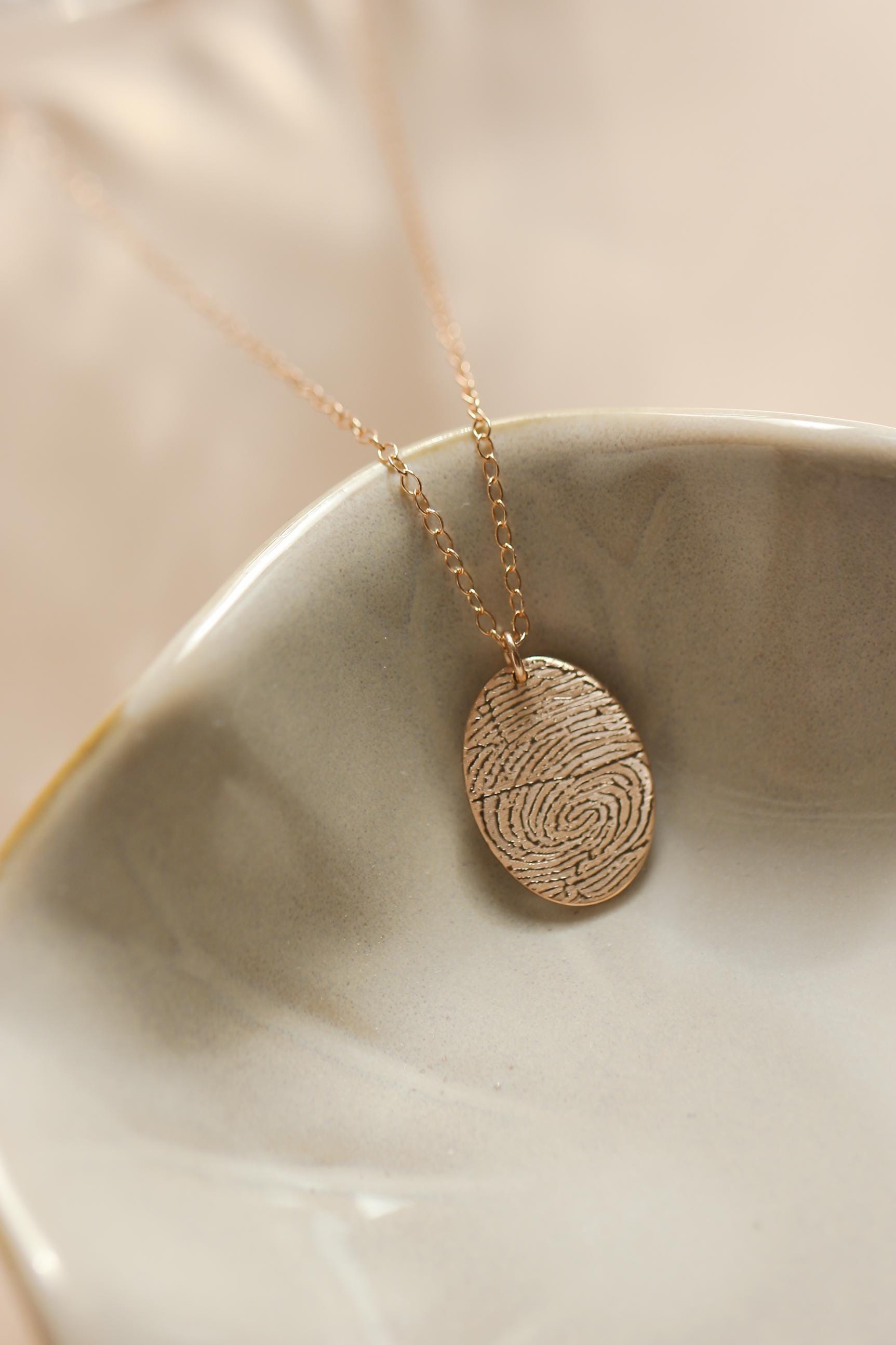 Custom Oval Fingerprint Necklace: Thumbprint Jewelry, Memorial Keepsake ...