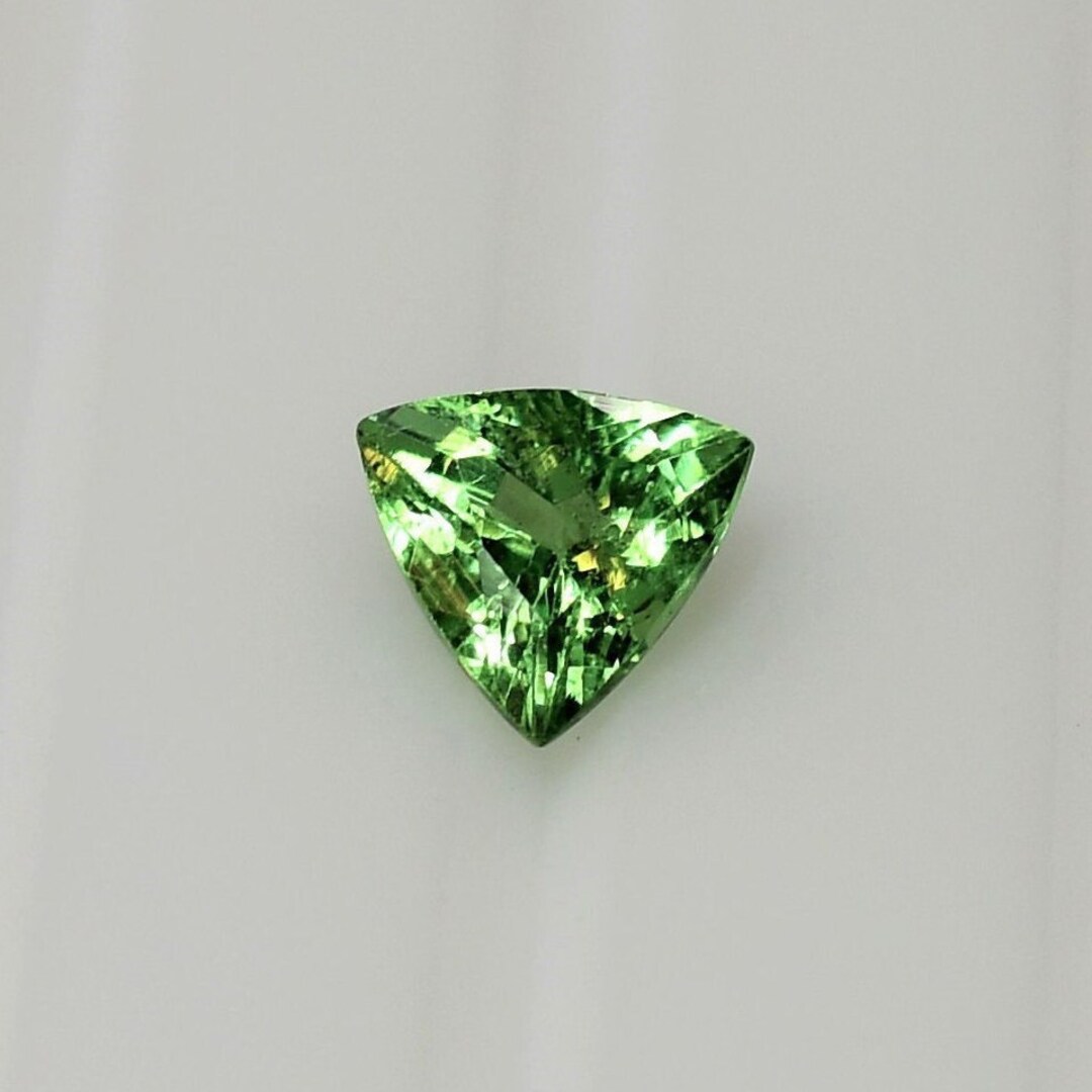 Tsavorite Trillion Garnet 6 Mm, This Apple Green Stone Weighs 0.81 ...