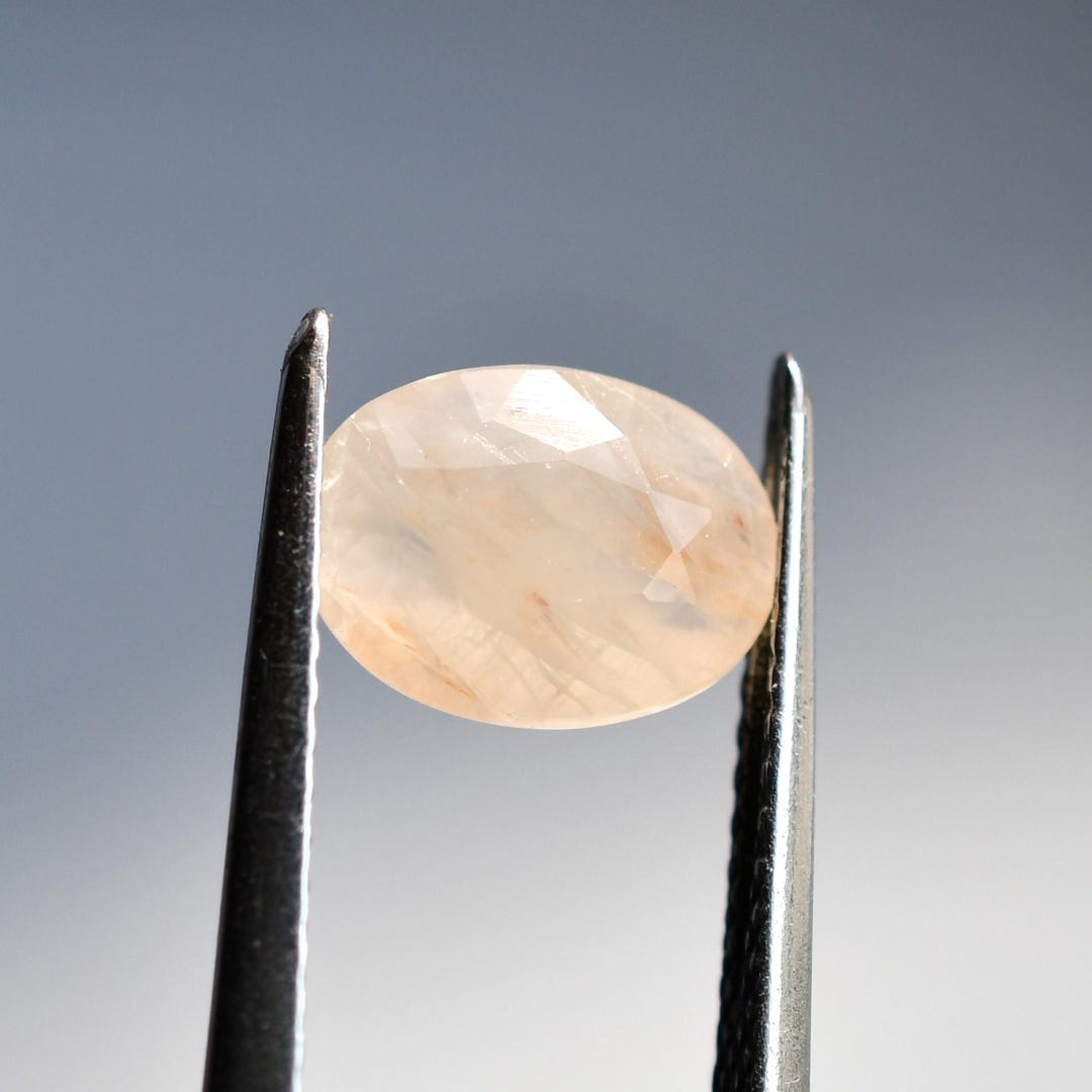 Oval Opalescent Yellowish White Sapphire 9x6 Mm, This Milky and ...