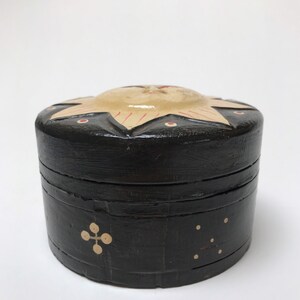 Vintage Hand Painted Sun Design Wood Box Sun Face Trinket Box Folk Art ...