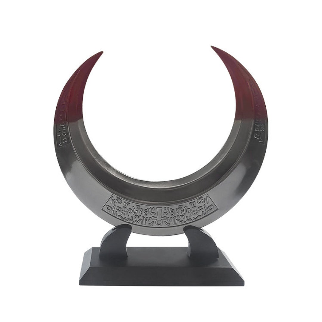 Moon Knight Crescent Dart Moon Knight Crescent Darts Knight of the Moon ...
