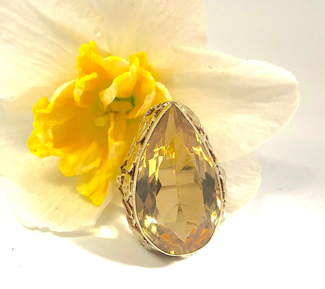 Pear Citrine Ring 14K Yellow Gold With Tulip Design Size 6.5 Citrine ...