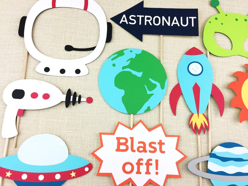 Space Photo Booth Props / Rocket Spaceship / Astronaut / Alien | Etsy